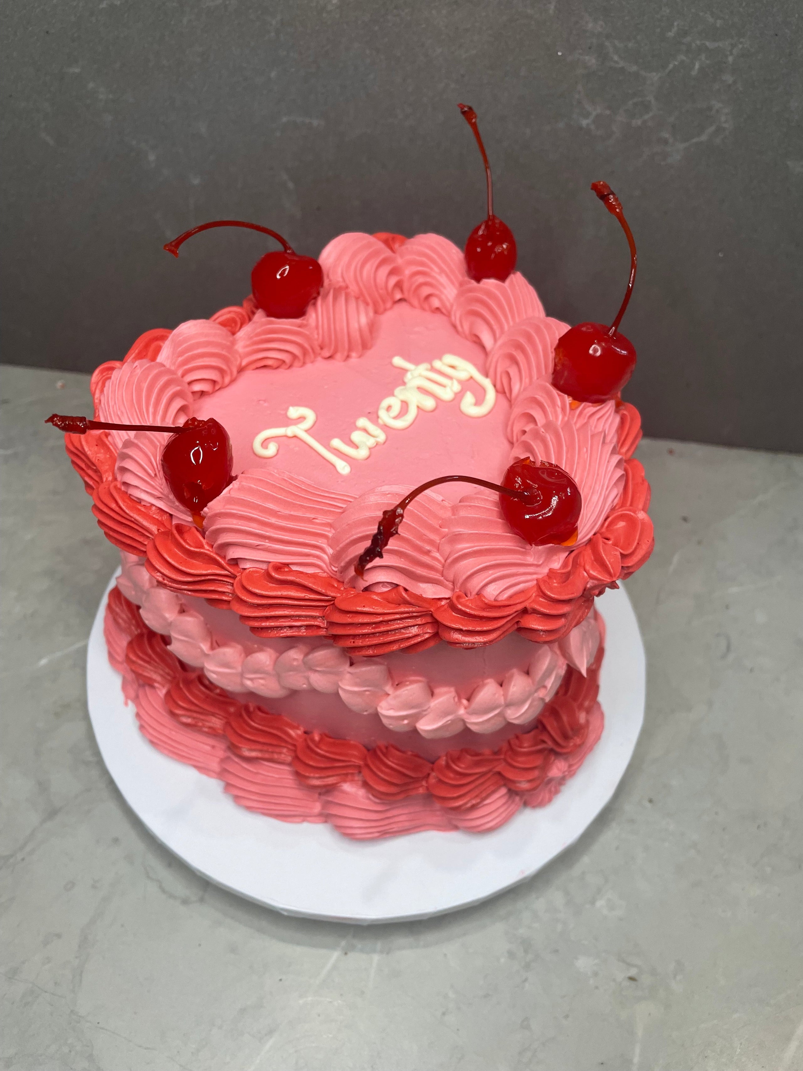 RETRO CAKE | Sweet Dreams Sydney